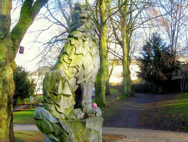 Ik zie roze olifantjes...: De Renert