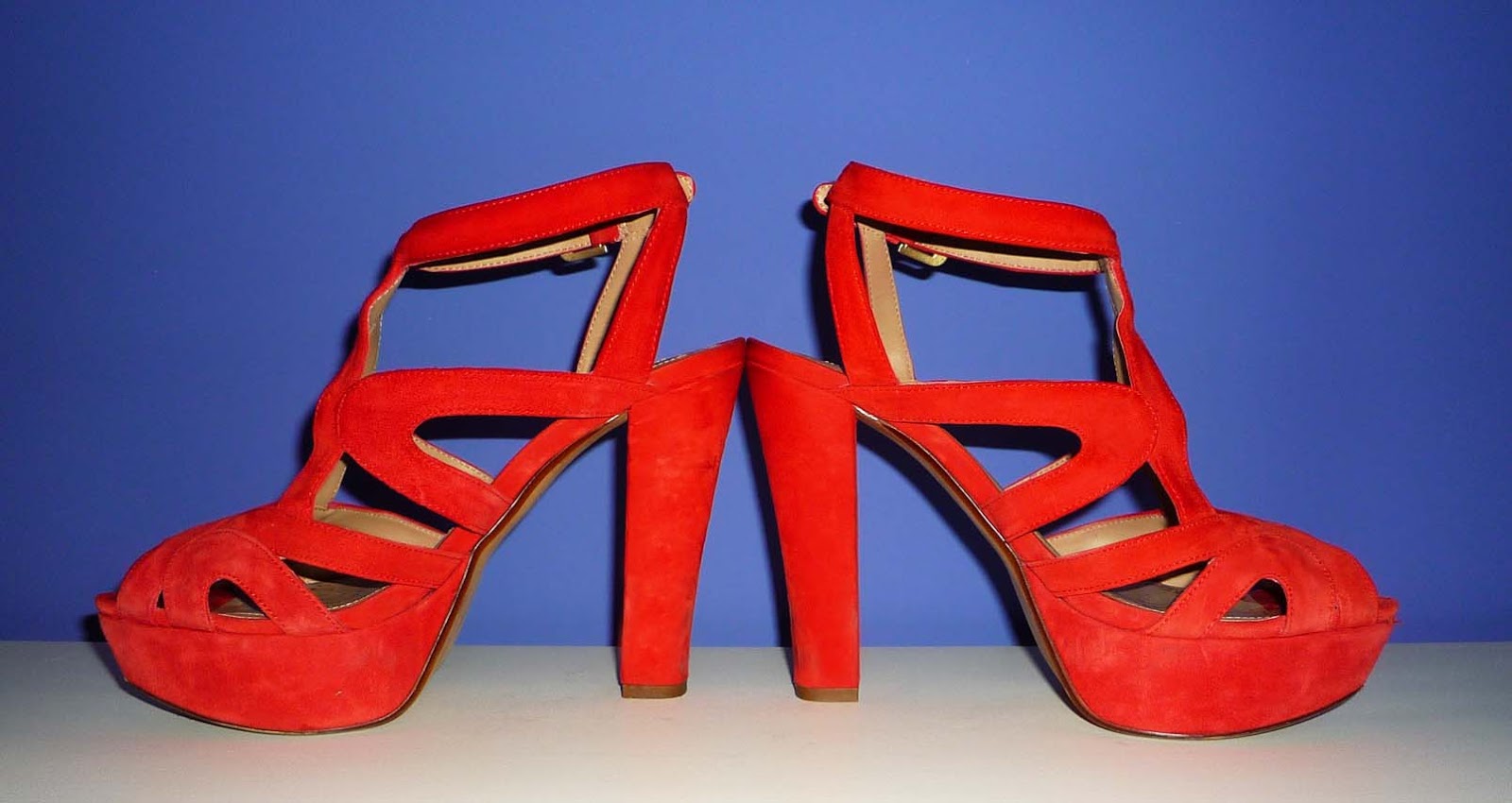 Los tacones de Karppi: ZARA sandalias rojas