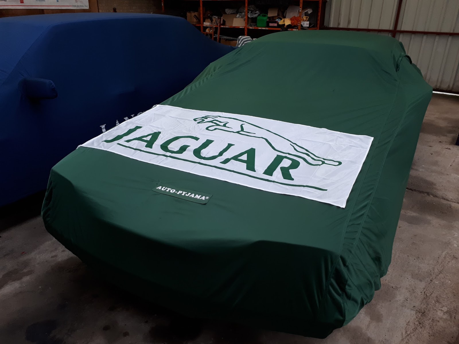 Jaguar XJS: Car Cover & Wing cover