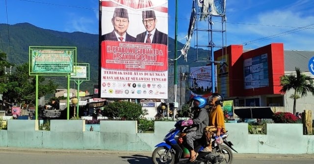 Baliho Ucapan Selamat kepada Prabowo sebagai Presiden Terpasang di ...