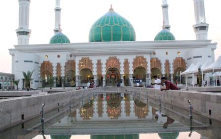 Masjid Agung Madani Islamic Center (MAMIC) Pasirpengaraian Objek Wisata ...