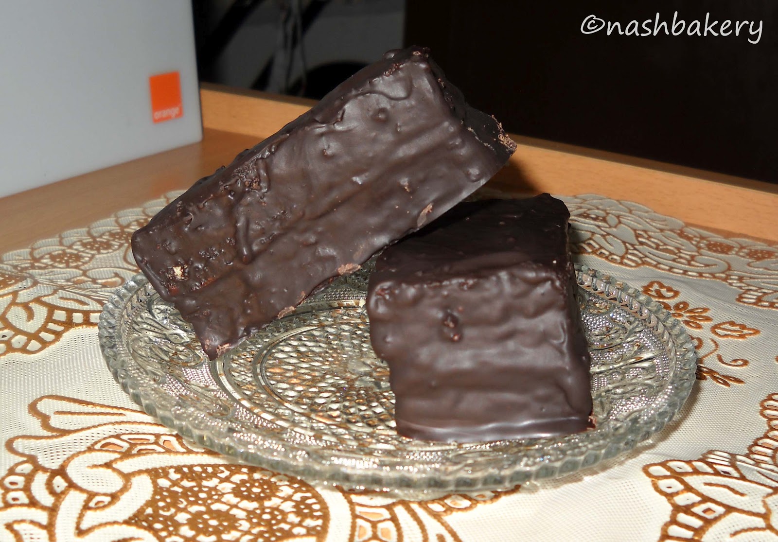 Ask the Baker: APOLLO LAYER CAKE (CHOCOLATE)