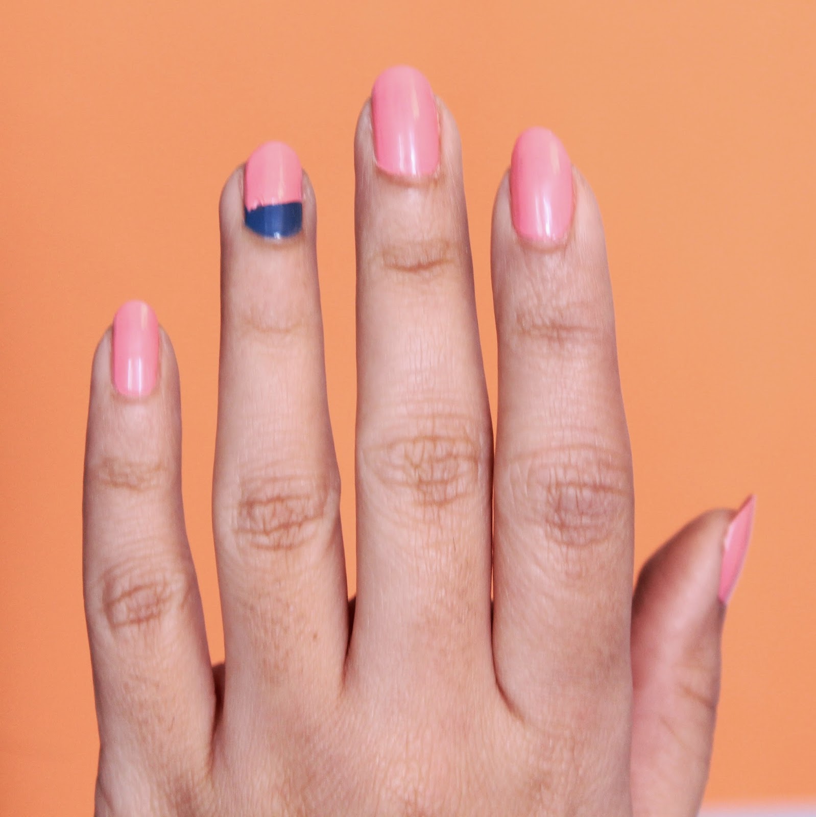 lifeloveandlivingit: Simple Dual Color Nail Art