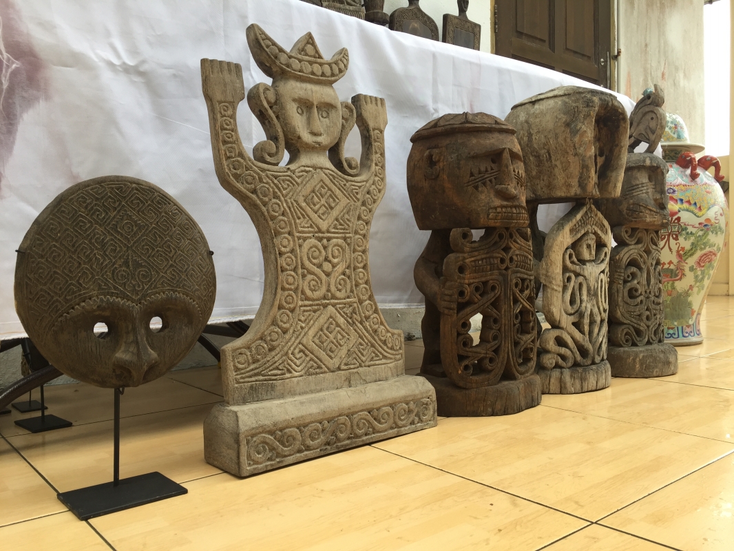 Asian Antique Gallery: Home Decoration