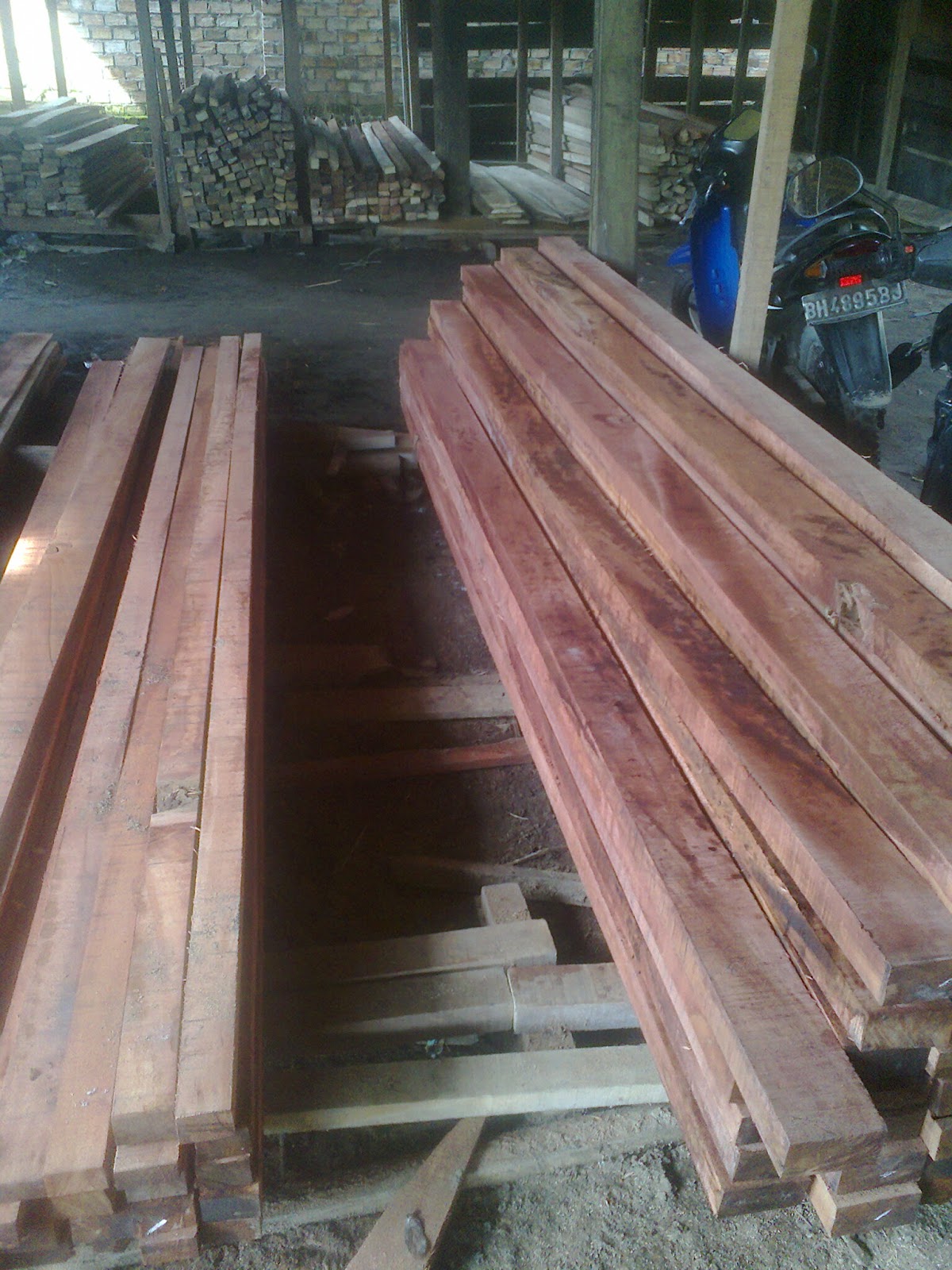 Pasar kayu I Jual beli kayu I Kayu murah I Properti dan meubeller I ...