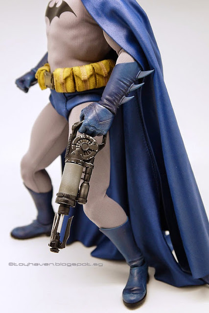 toyhaven: Review 1: Sideshow Collectibles DC Comics 1/6th scale Blue ...
