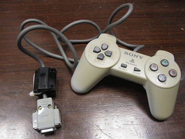 PlayStation Controller (SCPH-1010 / SCPH-1080) | PlayStation Generation