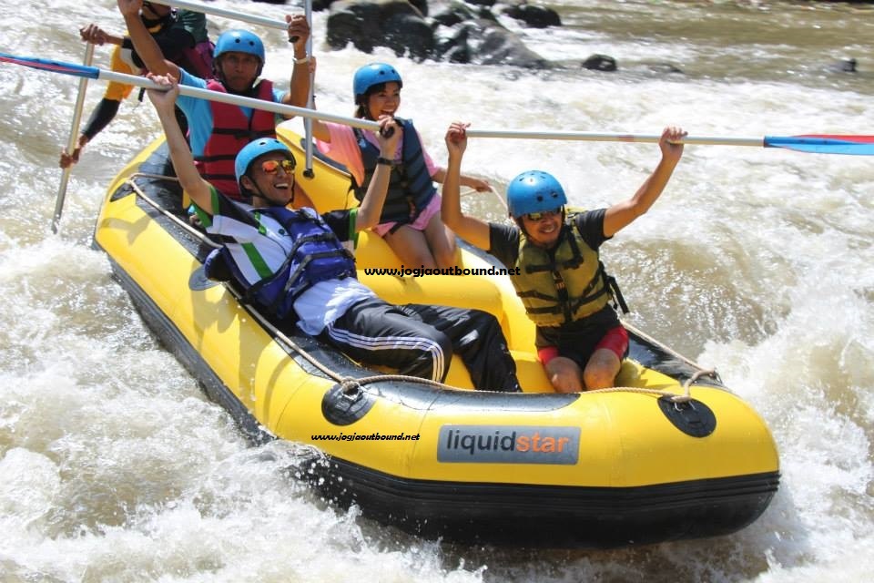 Galery Sugai Elo ~ Rafting Magelang Sungai Elo, Harga Arung Jeram Di ...
