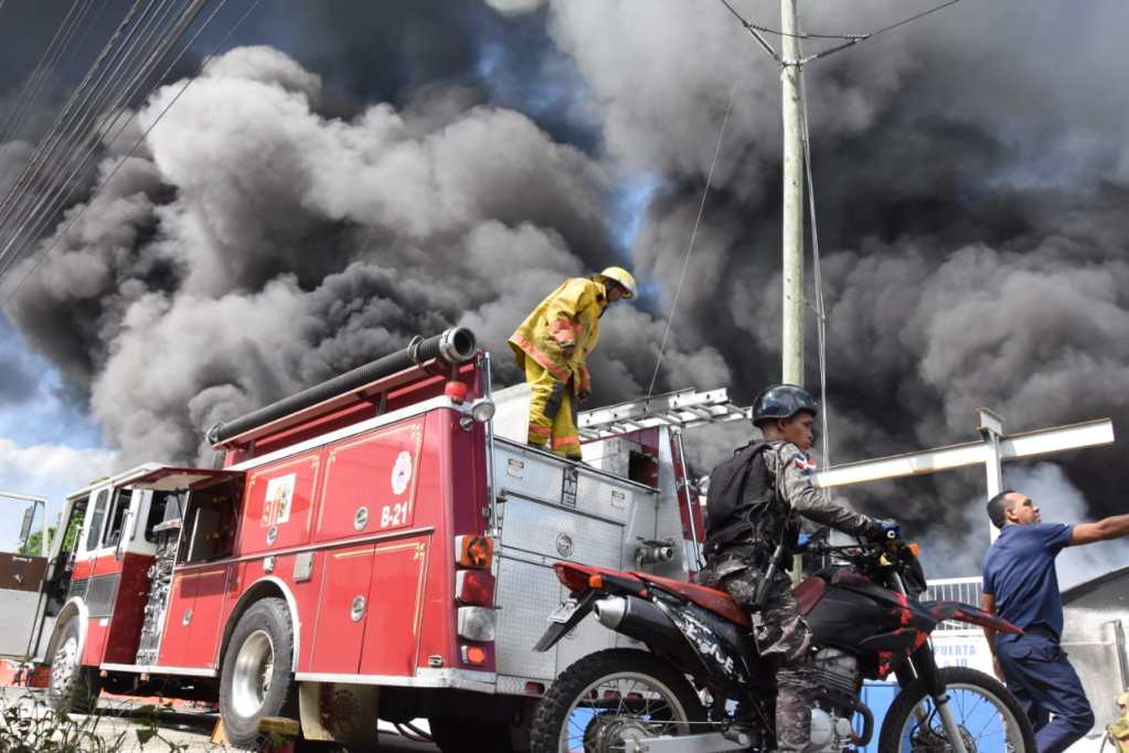 Informe técnico presentado por el Cuerpo de Bomberos de Santo Domingo ...