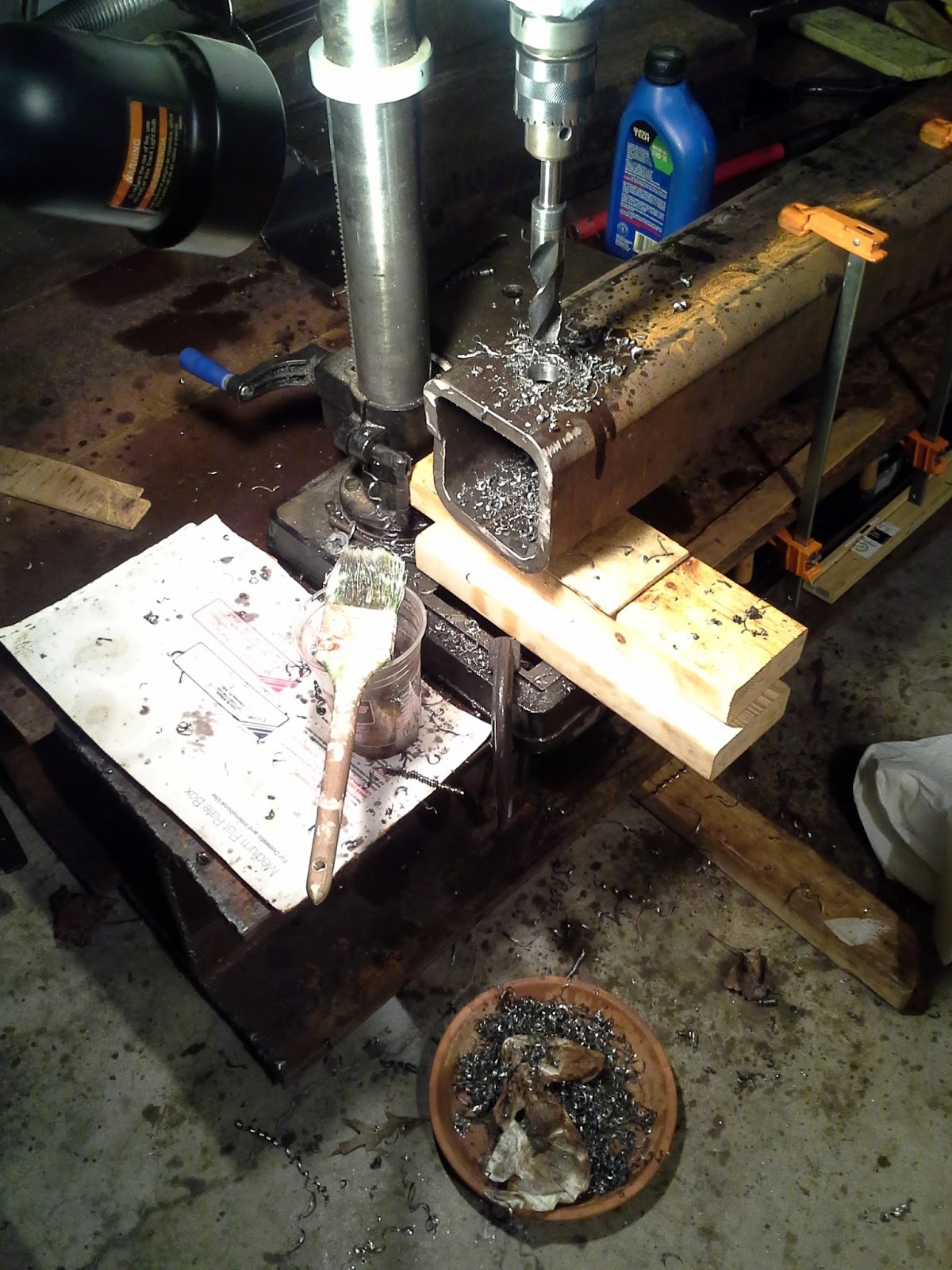 HOLUTA Ski Design: Ski Press: Steel