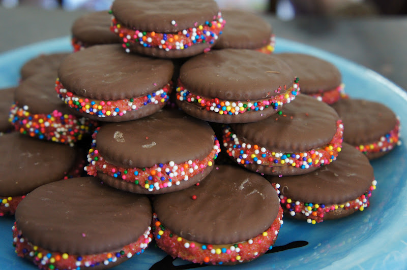 Trendy TreeHouse: Peanut Butter Cracker Treats