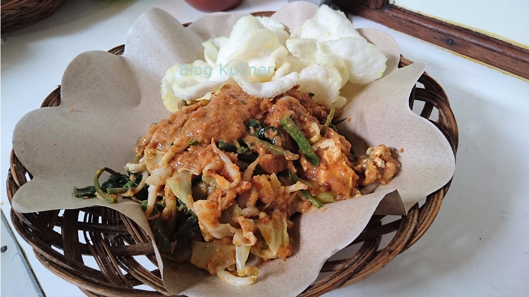 Lotek Cihapit Ibu Siti – Kuliner Bandung | Blog Kuliner