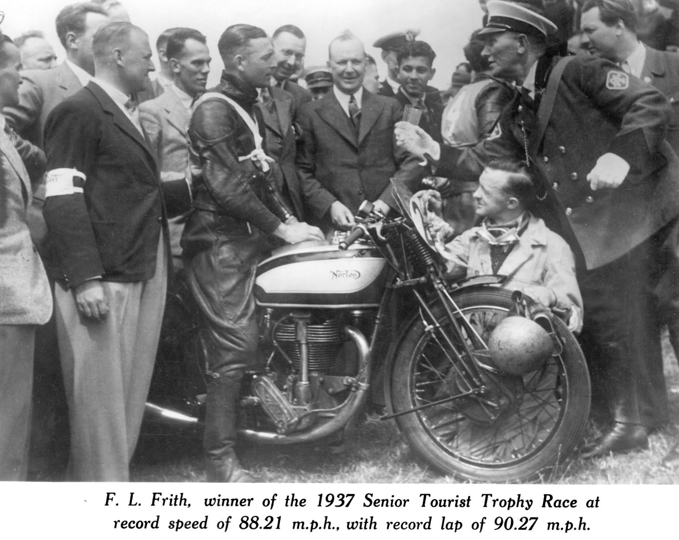 The Velobanjogent: A look through some photos from DQs archive...no ...