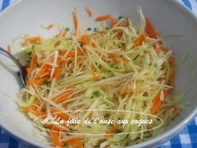 La fille de l'anse aux coques: SALADE DE CHOU TRADITIONNELLE
