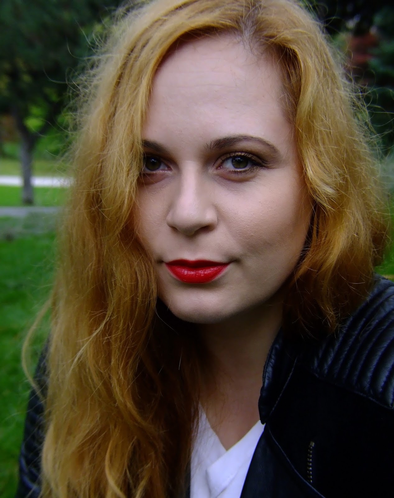 Alice wonders: Un ruj nou: Ruby Valentine by MILANI