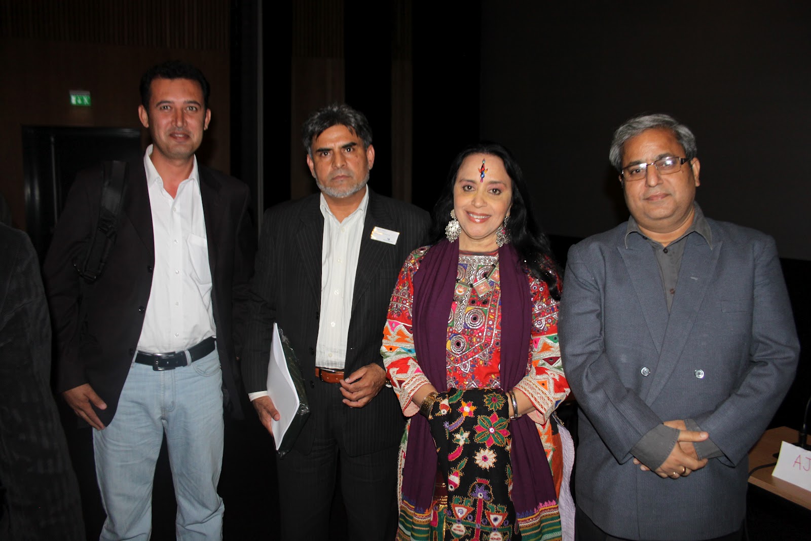 Harvinder Mankkar: seminar-girls are equel-bollywood festival ,norway ...