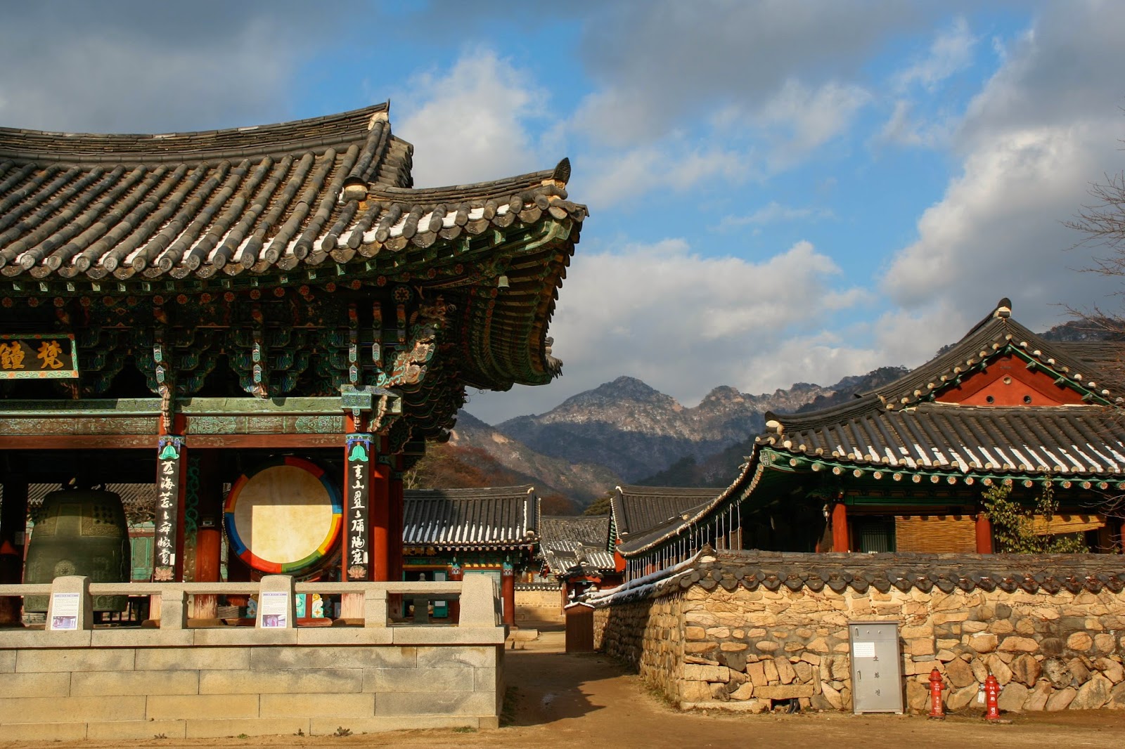To See the Seven Continents: Cheongju and around, Korea