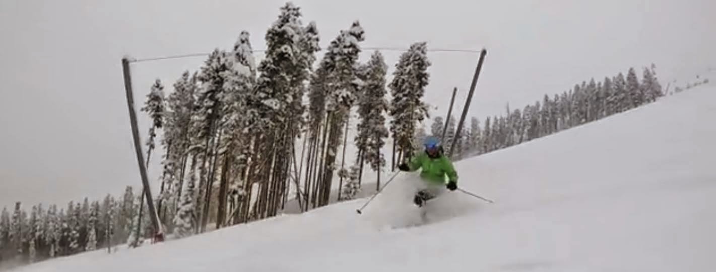 GRANNY CAN SKI