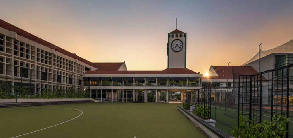 What is Raffles Institution School Fees Criteria?