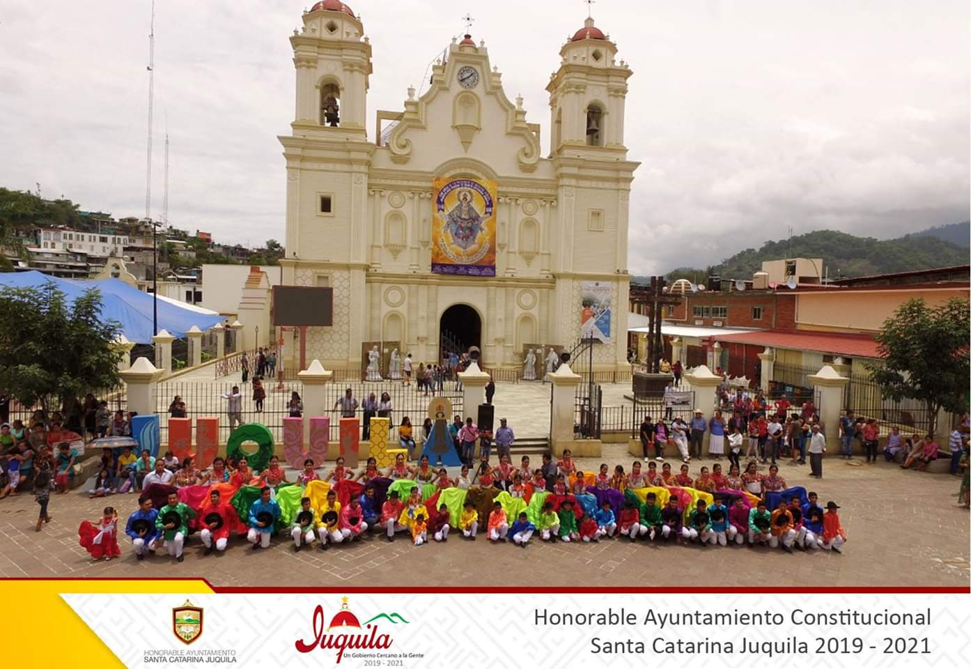 Santa Catarina Juquila se despide de su traje regional de Guelaguetza ...