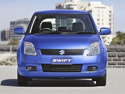 hot car wallpaper: Maruti swift car