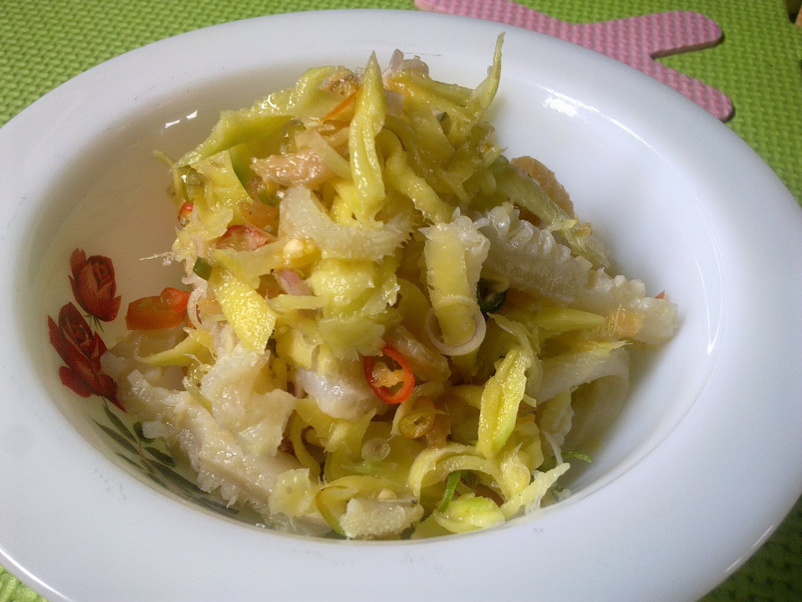 Mak Lang's Recipes Galore: kerabu perut/ tripe salad
