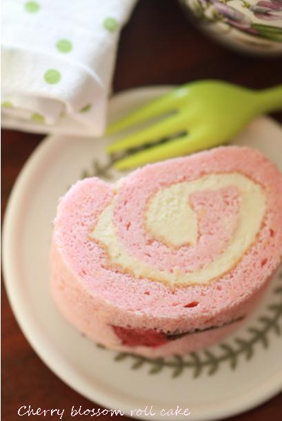 just love it: Pink cherry blossom roll cake….