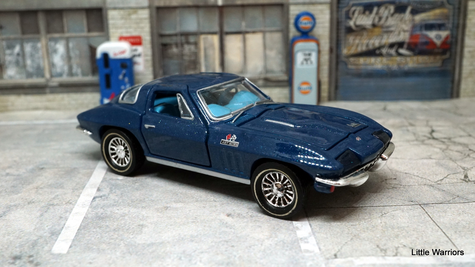 Little Warriors: M2 1966 Corvette 427