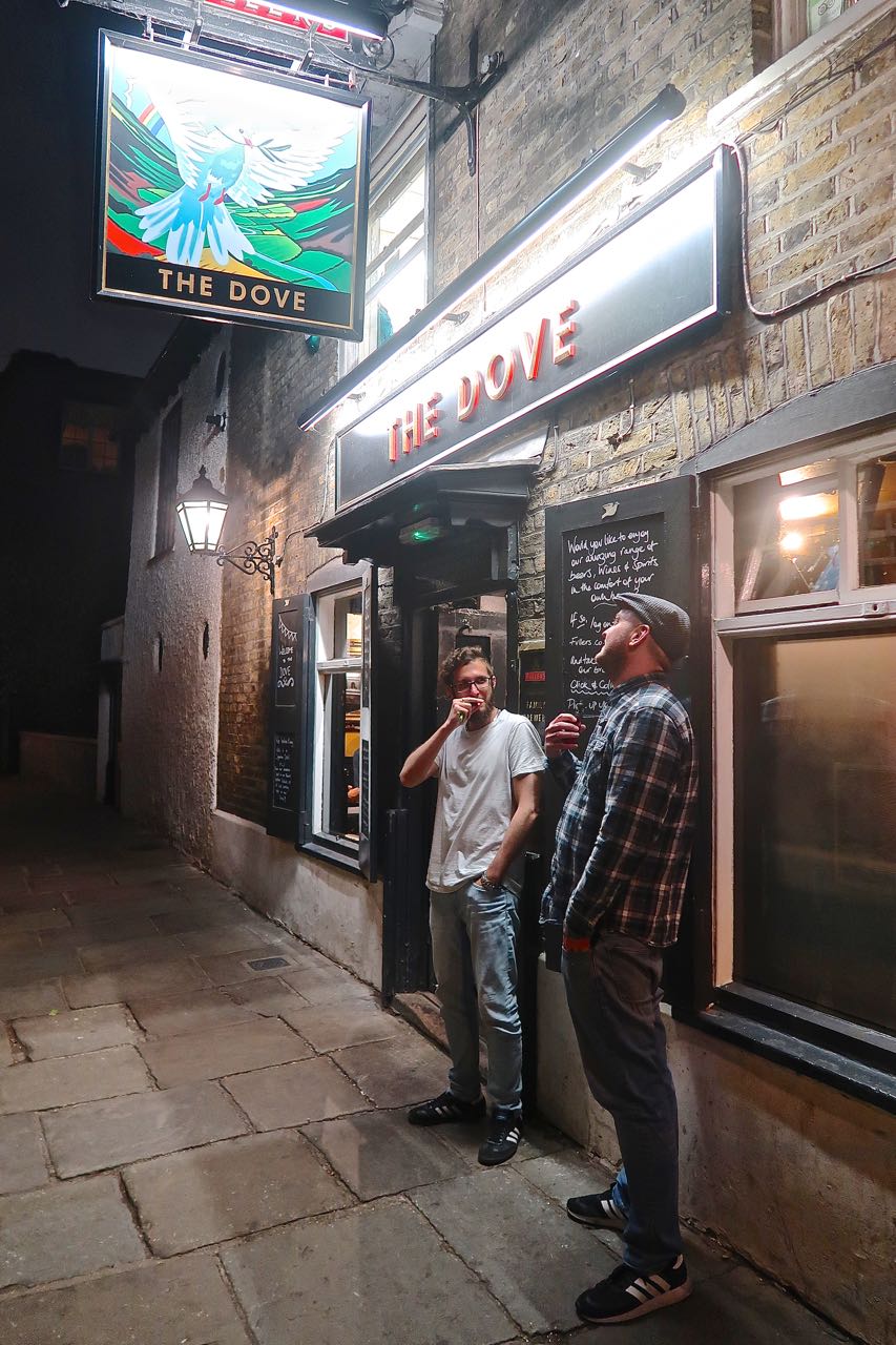 Scrumpdillyicious: The Dove Riverside Pub in Hammersmith