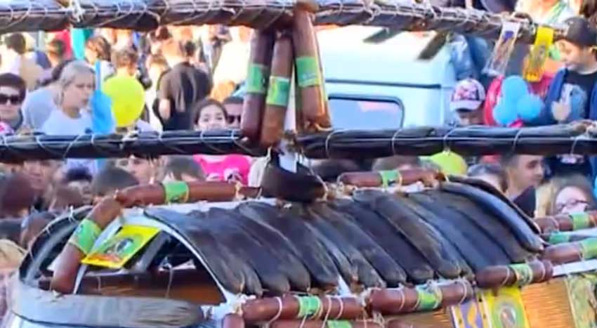 Nothing To Do With Arbroath: Town built world's largest horsemeat ...