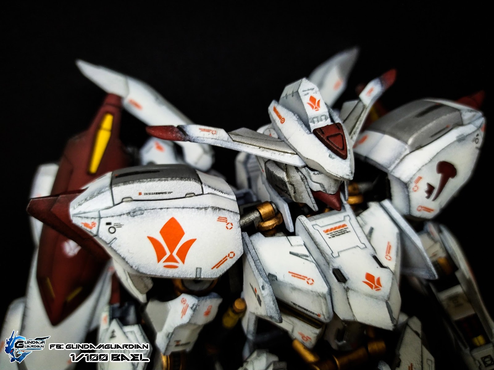 Custom Build: 1/100 "King of Mars" Tekkadan Bael