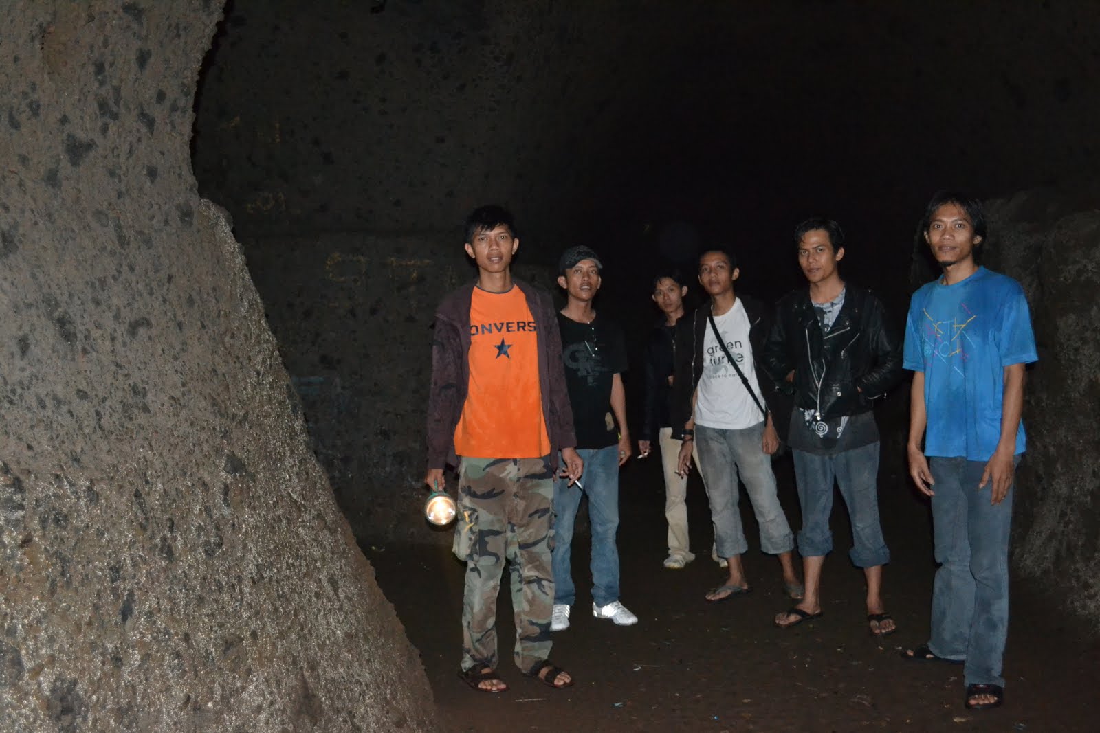 Goa Jepang dan Goa Belanda | Lisa Marcela