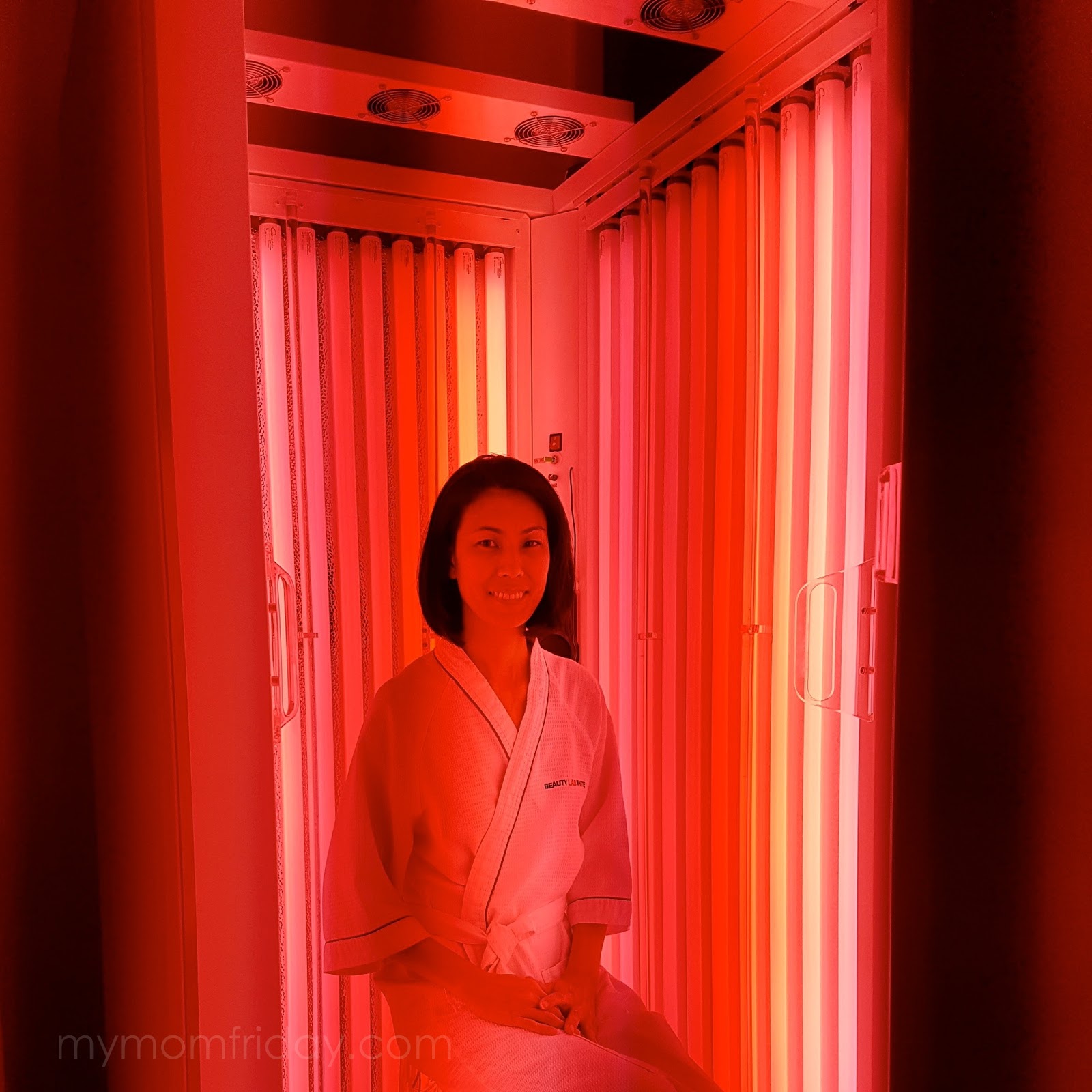 My Mom-Friday: Benefits of Red Light Collagen Therapy by Suaviss