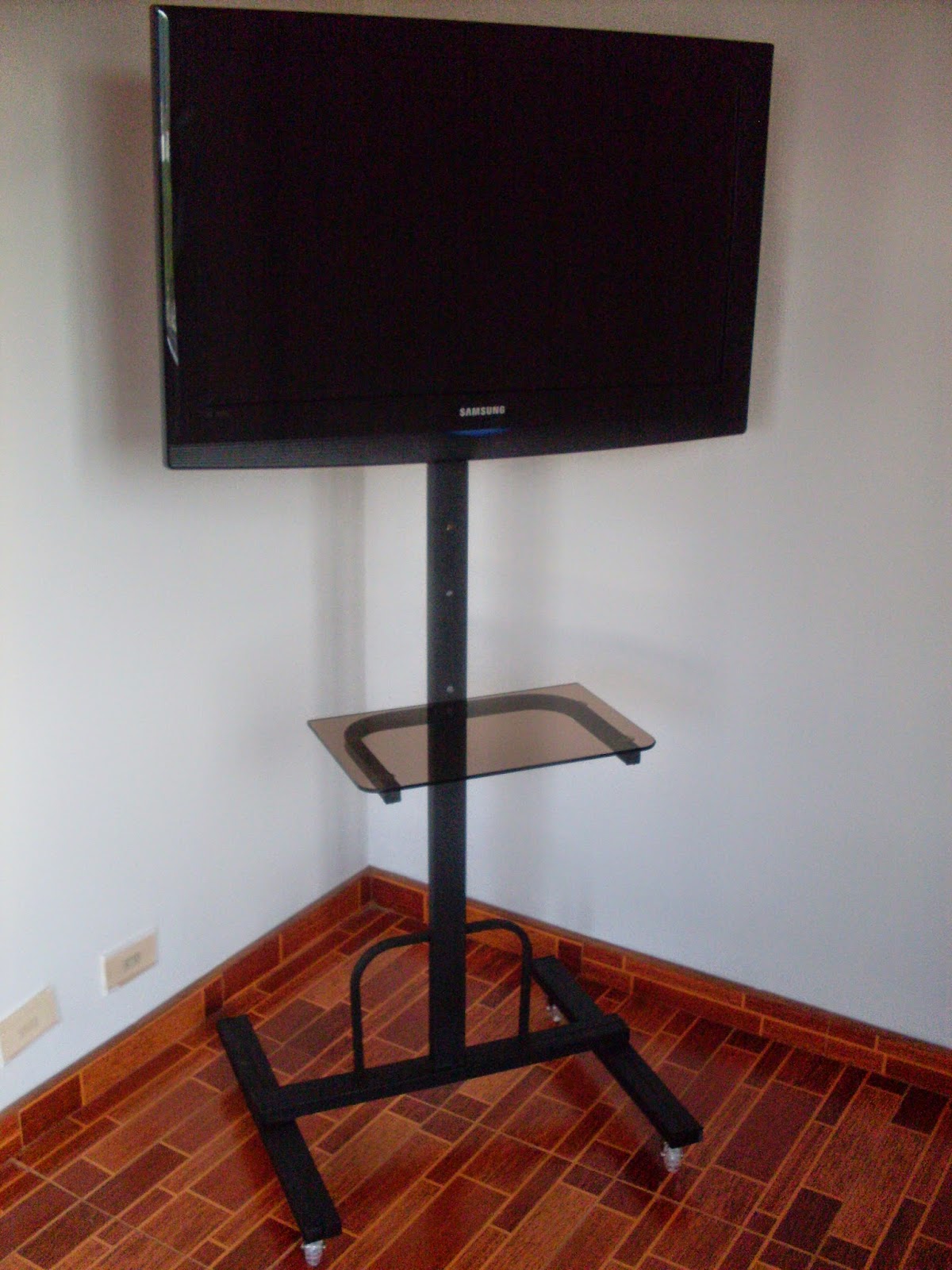 BASES PARA TELEVISION LCD -LED