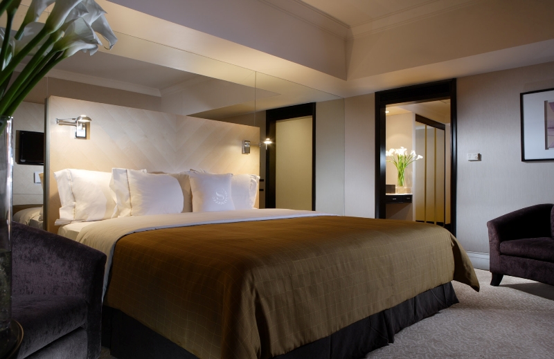 Sheraton Surabaya Hotel and Towers: Room Type at Sheraton Surabaya ...
