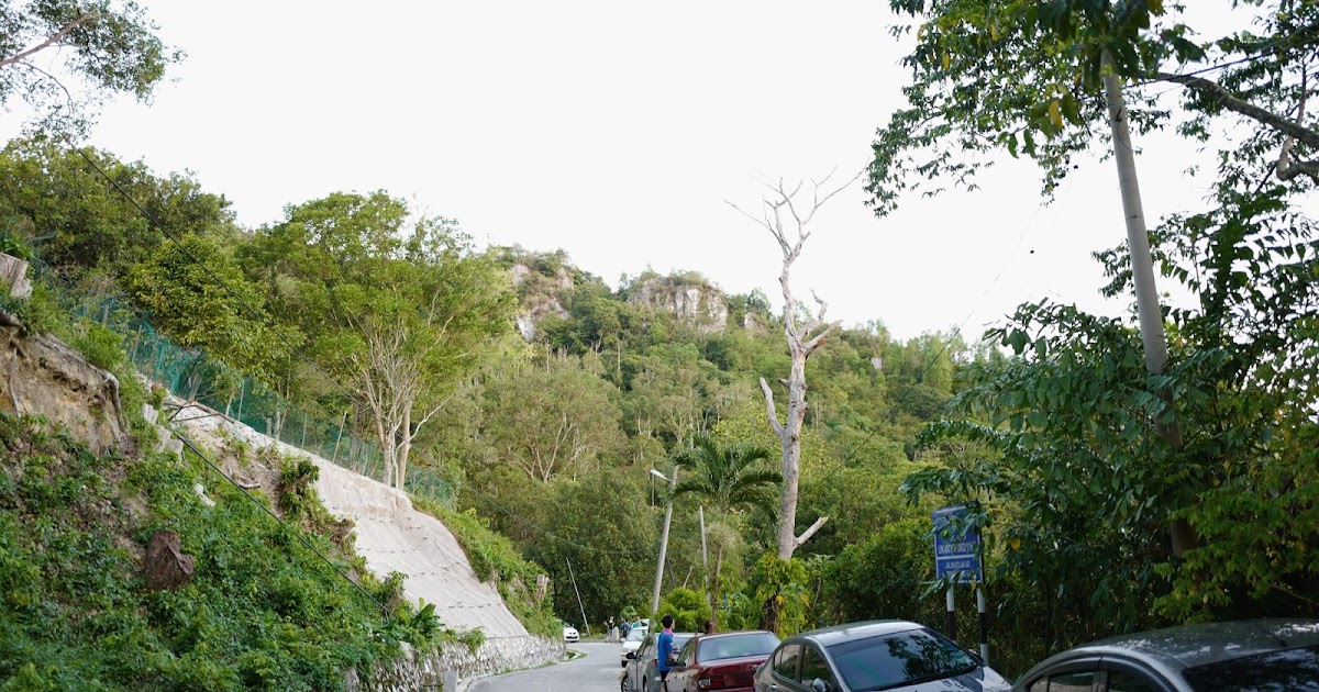 JE TunNel: Hiking at Bukut Tabur (Bukit Hangus), the Crystal Ridge!