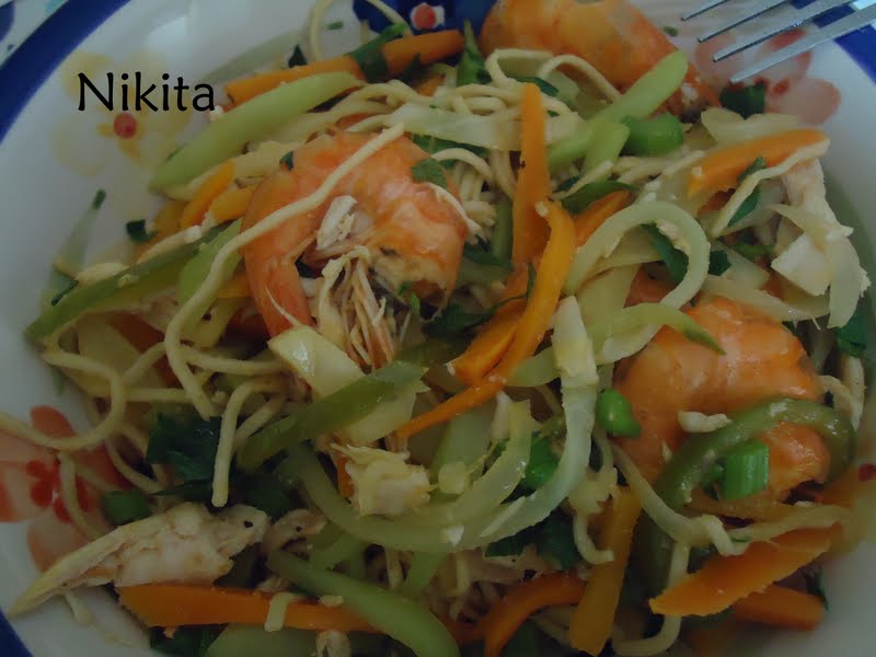 Chao- mein ~ Tamalito Pisque