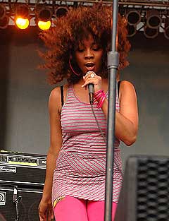 ForwardEver: Hollie Cook: A UK Star On The Rise