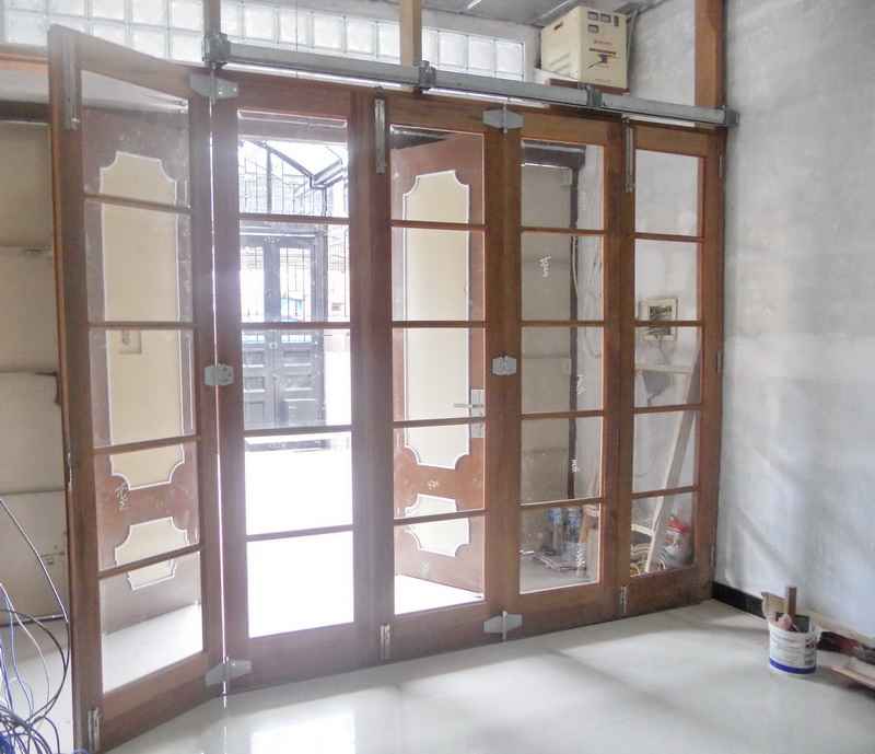 BROSUR REL PINTU LIPAT 5 DAUN: REL KOMPONEN PINTU KAYU SISTEM MELIPAT ...