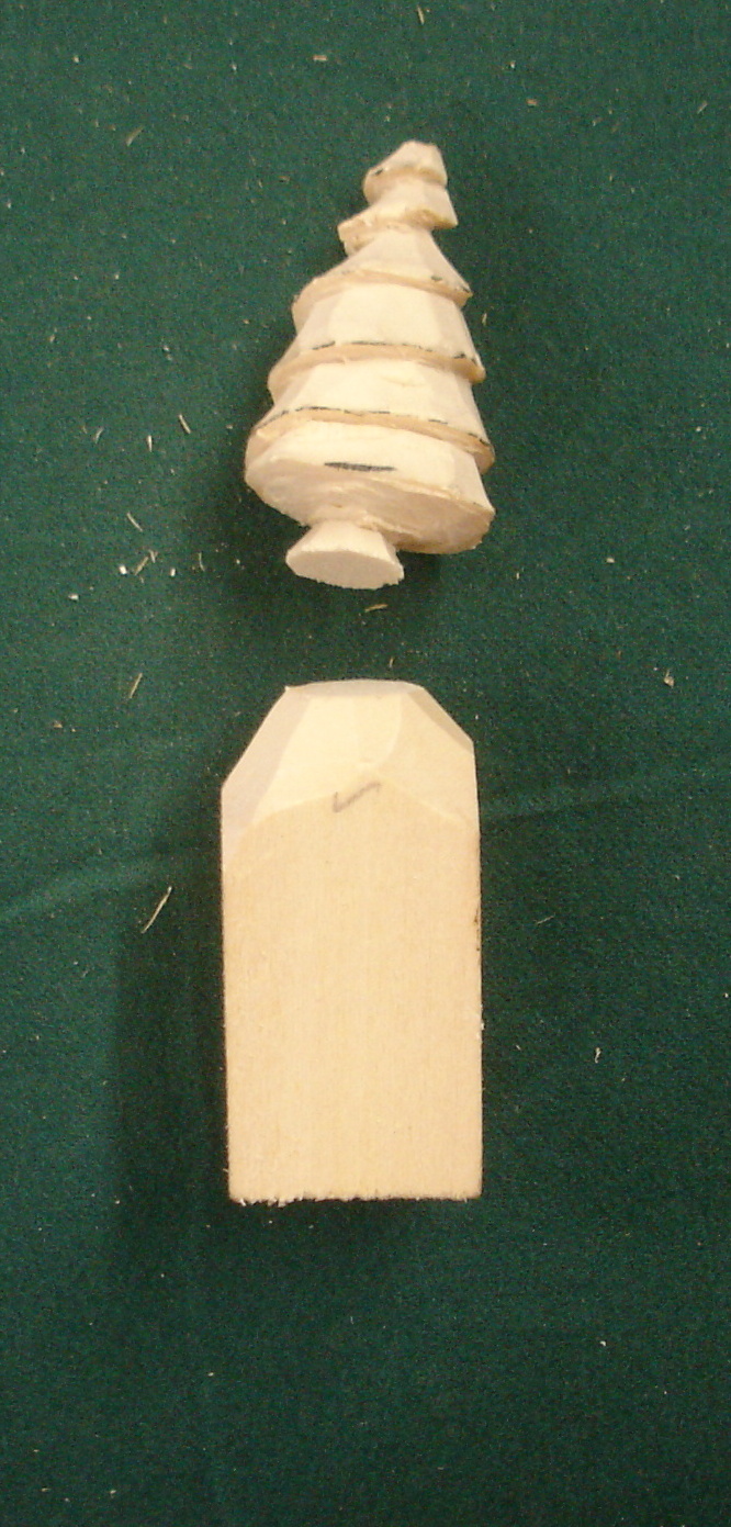 BEGINNERS CARVING CORNER AND BEYOND: Whittled Christmas Tree Ornament