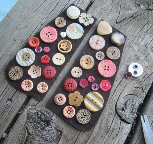 Shades Of Tangerine: Embellished Button Purse (DIY) ~ With ...