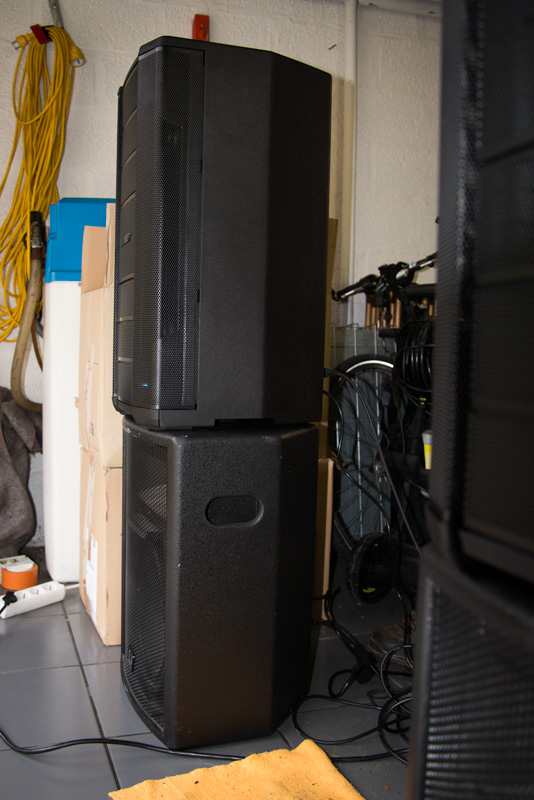 Blurks van een Allround dj: New Soundsystem - Bose F1 812 - review/test