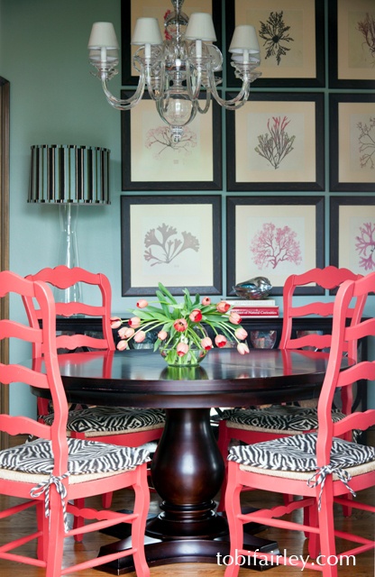 Eye For Design: Decorate Your Interiors With The Color Coral
