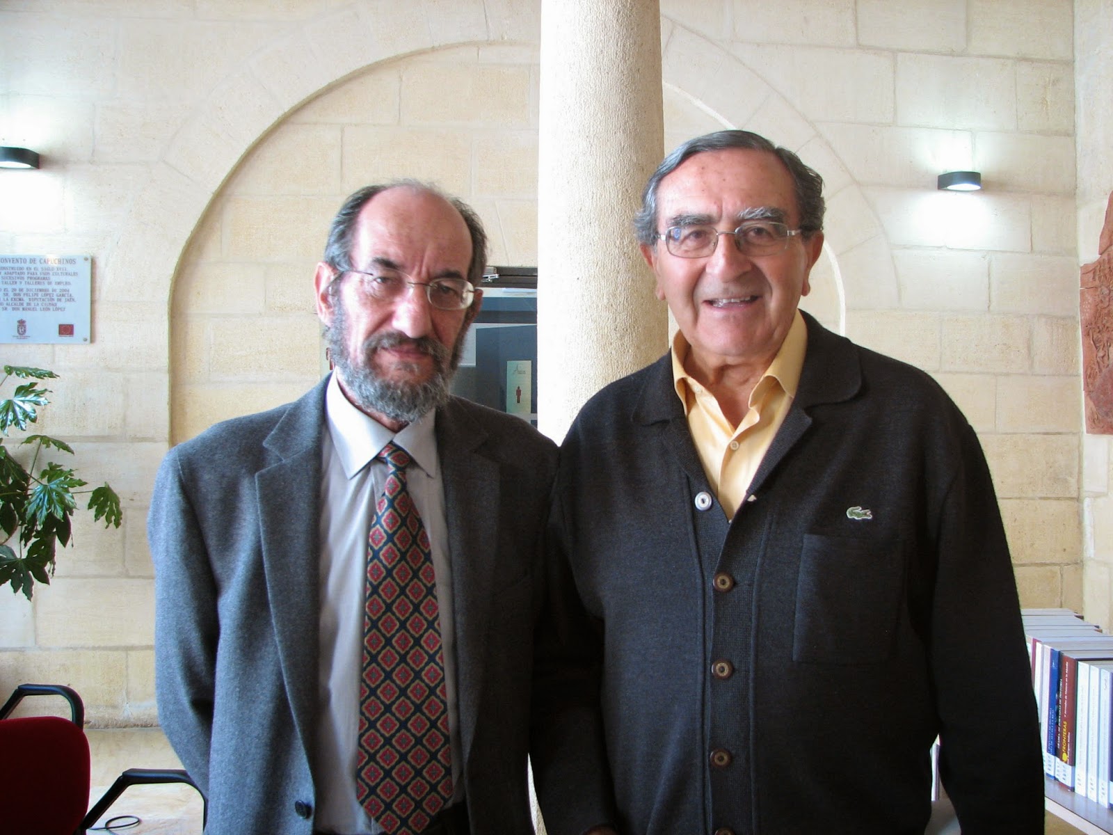 A mi manera: ALCALÁ LÍDER EN ESTUDIOS DE FRONTERA