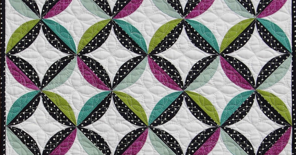 Small Wall Quilt #3 --Peels - Ahhh...Quilting