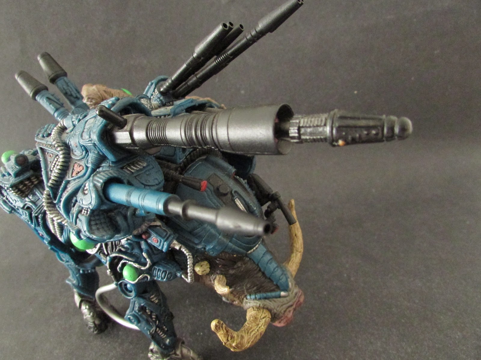 My Best Toys: Techno Spawn - Warzone...