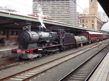 Phillip Overton: Central: Sydney's Hallowed Railway Station