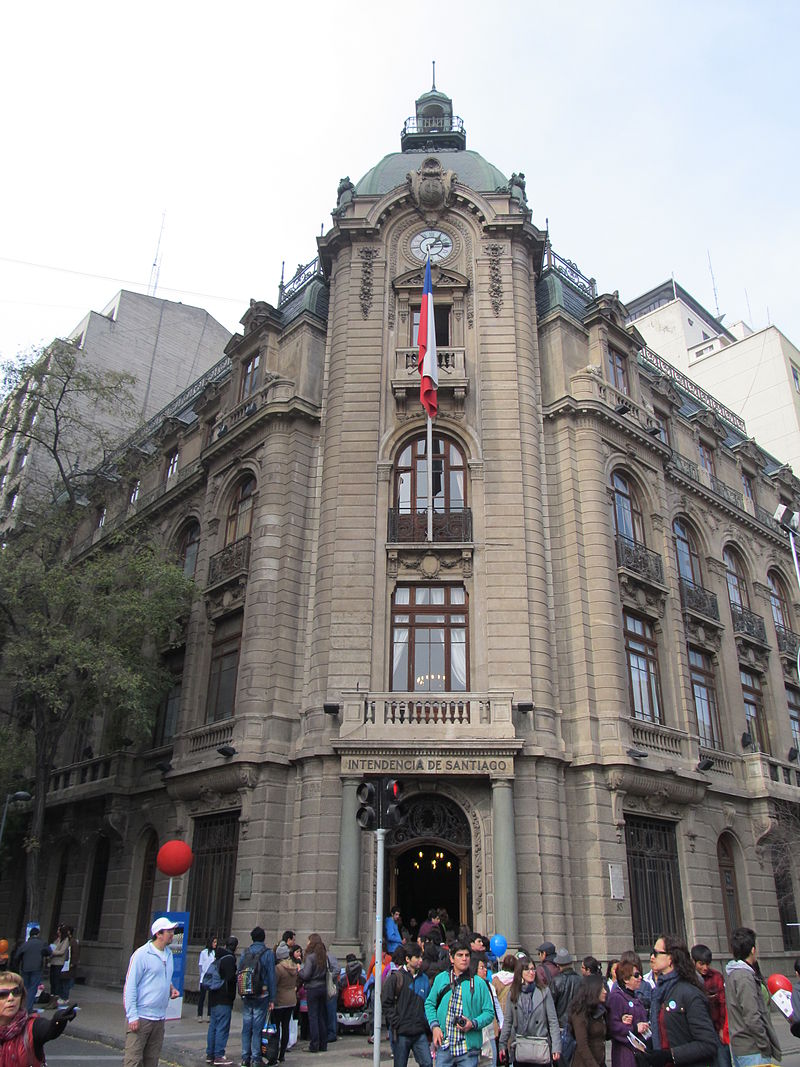 Santiago de Chile: Edificio de la Intendencia Metropolitana de Santiago.-a