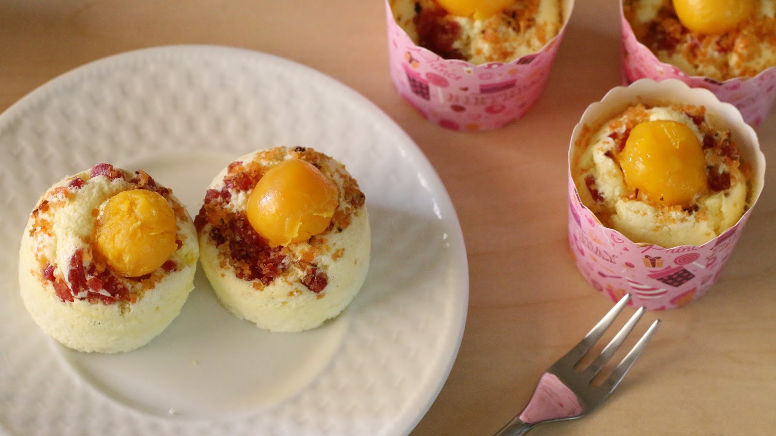 Boriville: Banh Bong Lan Man Trung Muoi (Vietnamese Savory Salted Egg ...