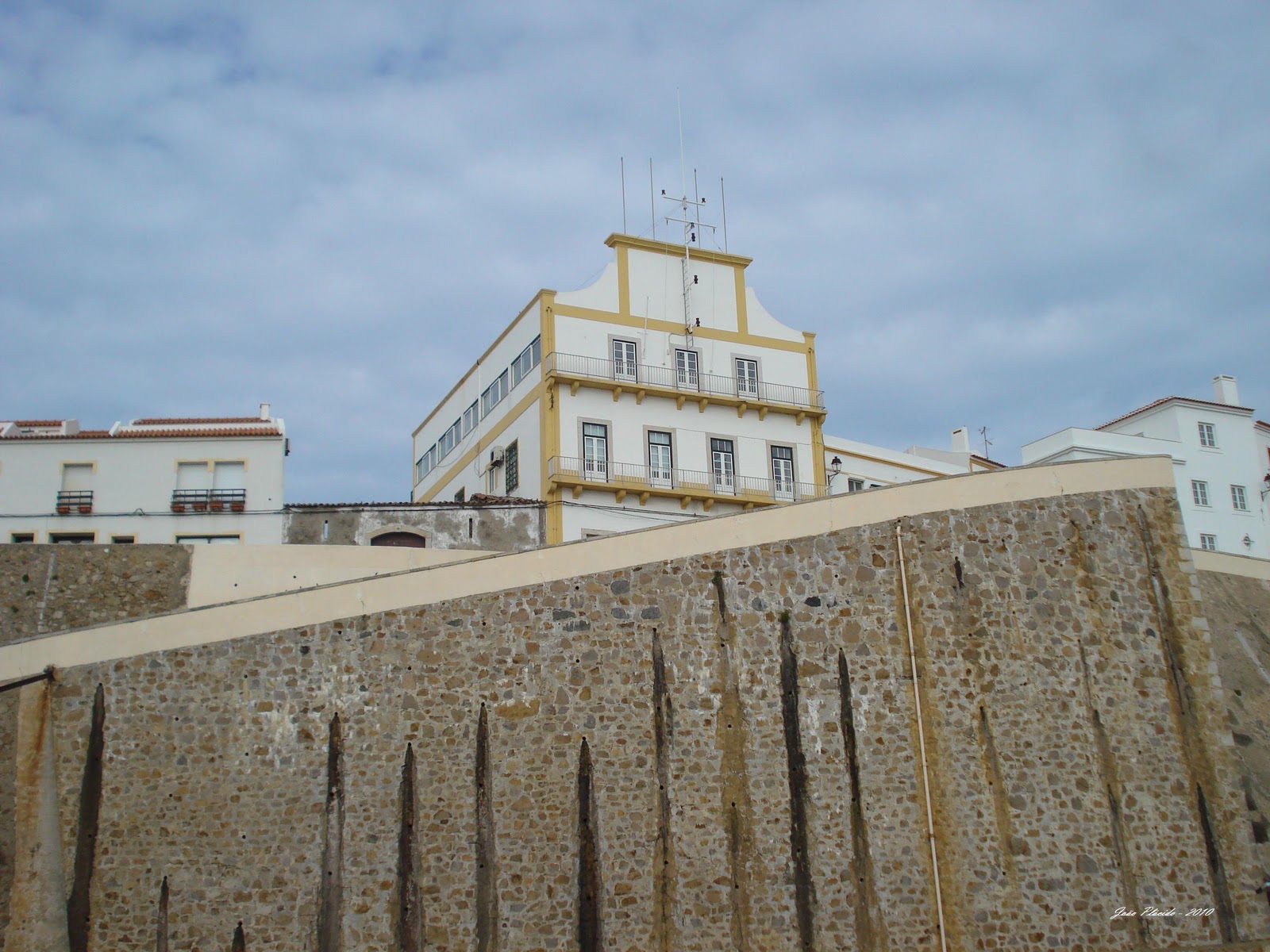 Cabo de Sines: Edifício da Capitania do Porto de Sines